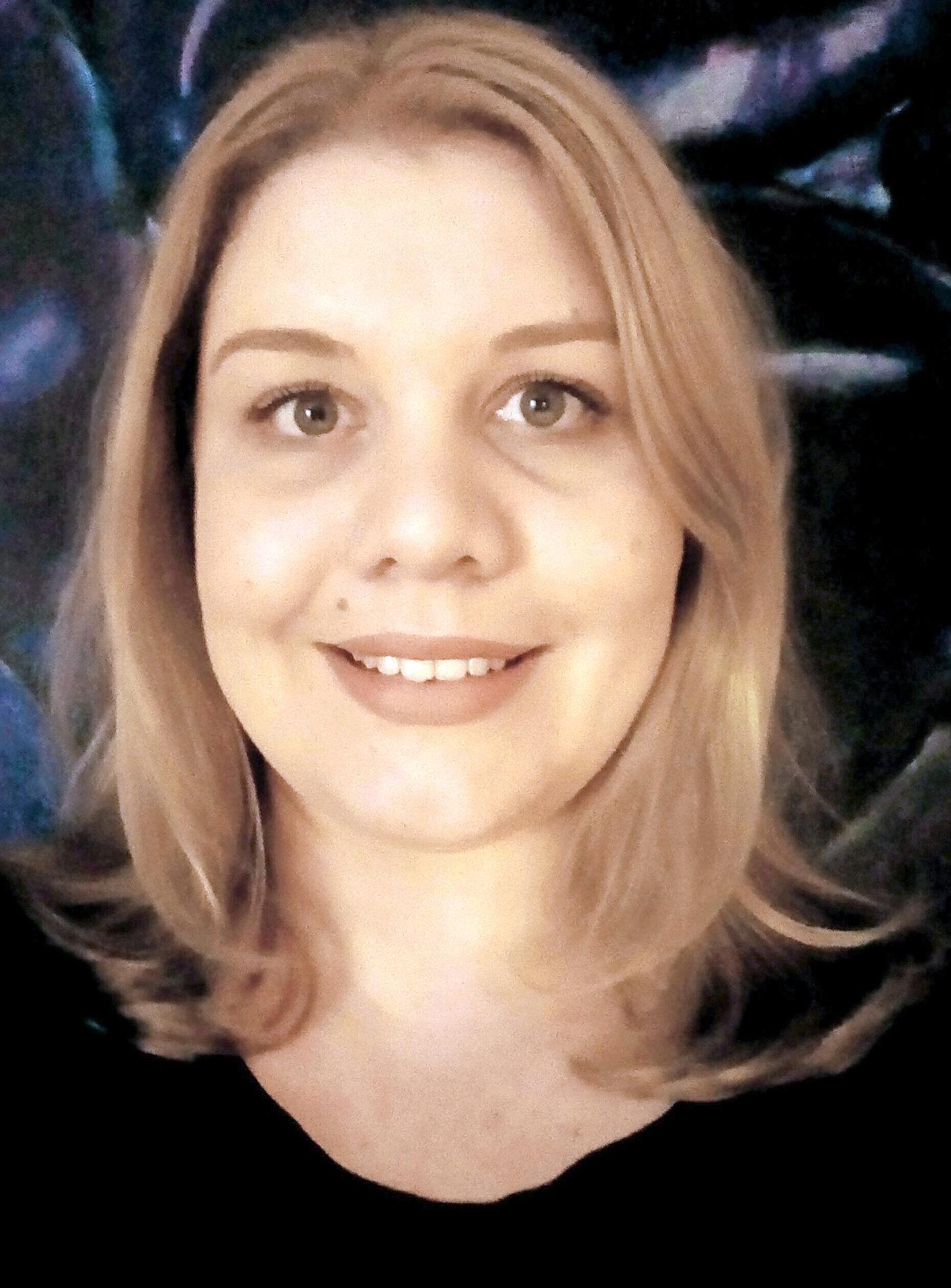 Julia Butz's Instagram, Twitter & Facebook on IDCrawl